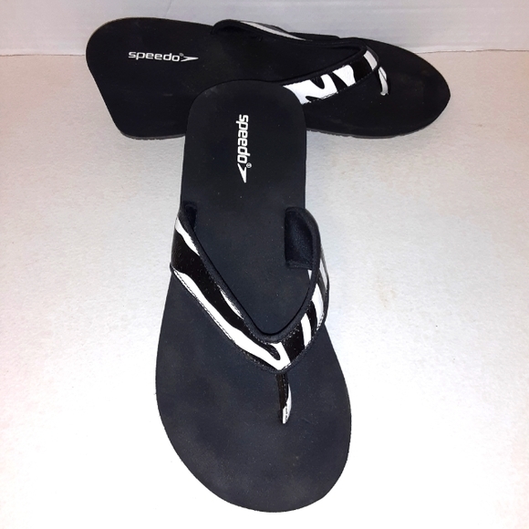 Speedo | Shoes | Sz 7 Speedo Wedge Thongs Zebra Print | Poshmark